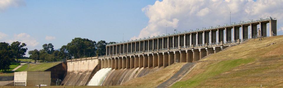 Lake Hume Dam wall walk - Walking Maps