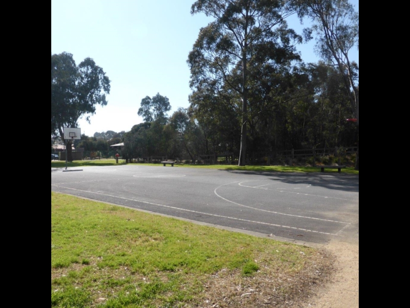 Norris Bank Reserve Walk, Bundoora - Walking Maps