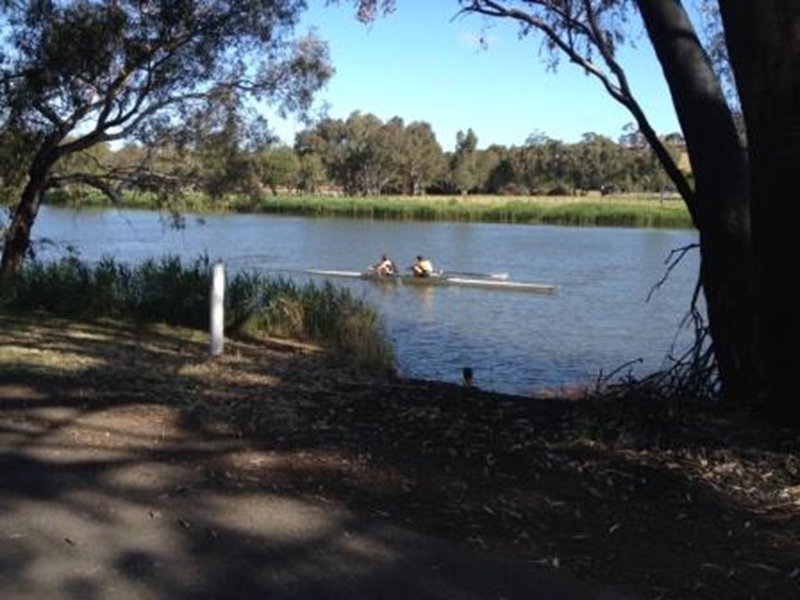 Barwon River Walk: Troop Trail - Walking Maps