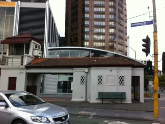 Carlton Historical Walk - Walking Maps