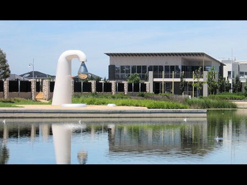 Caroline Springs Tours - Walking Maps