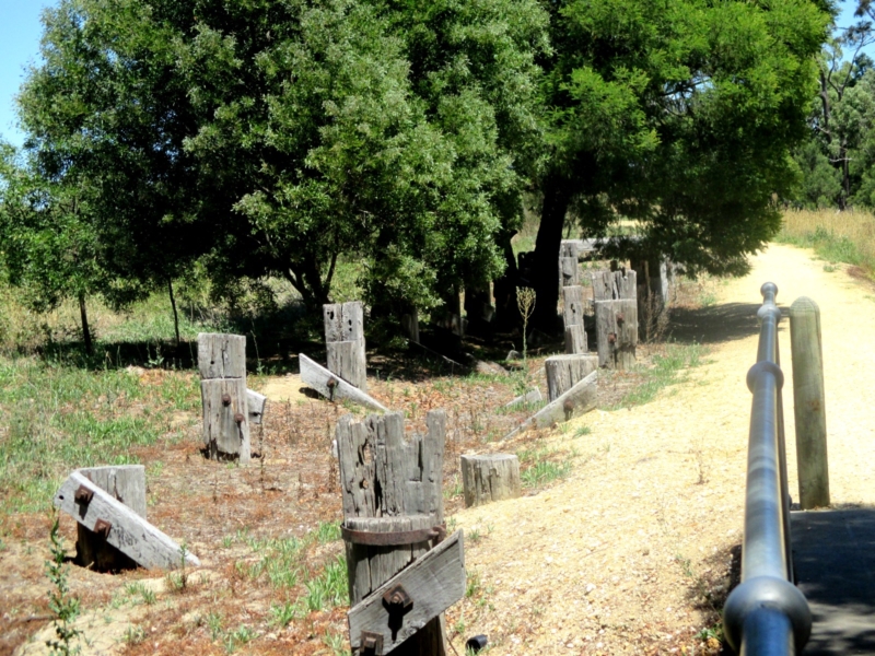 Toongabbie Town Track - Walking Maps