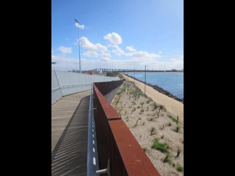 Webb Dock observation deck - Walking Maps