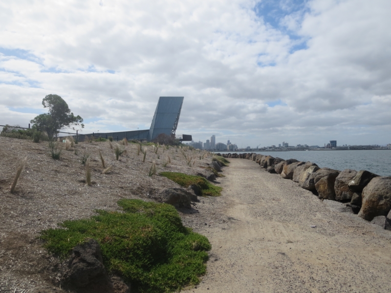 Webb Dock observation deck - Walking Maps