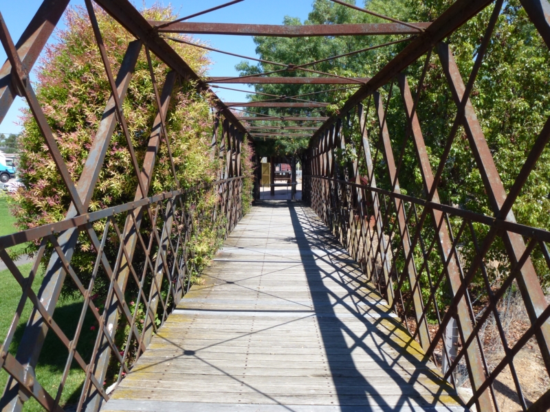 Explore Elmore - Walking Maps