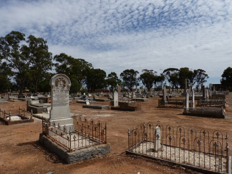 Explore Elmore - Walking Maps