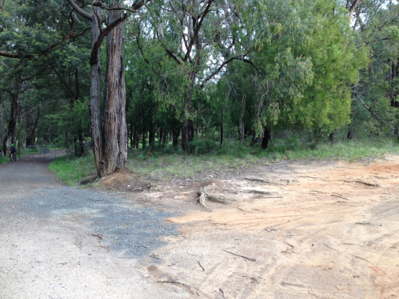Dallas Brooks Park Ending At Upper Beaconsfield BMX Track - Walking Maps