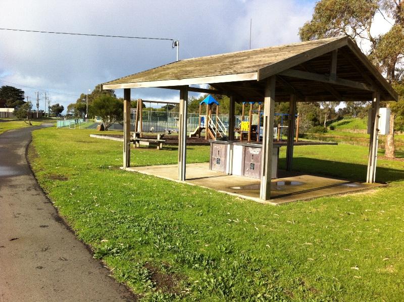 St Leonards Lake Reserve Trail - Walking Maps
