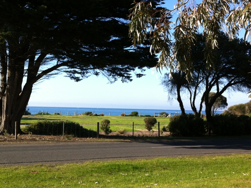 St Leonards Lake Reserve Trail - Walking Maps