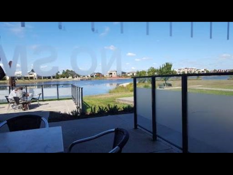 lakeside walk - Walking Maps