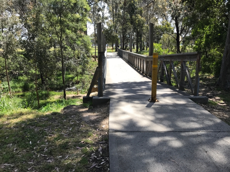 Pakenham Bridge to Bridge - Walking Maps