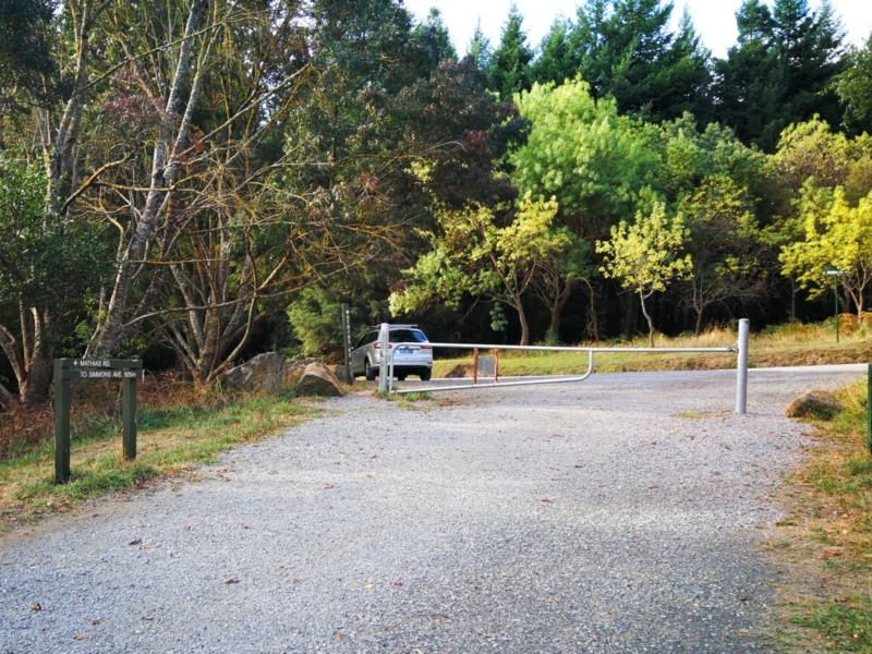 Mathias Track, dog-friendly walk, Olinda - Walking Maps