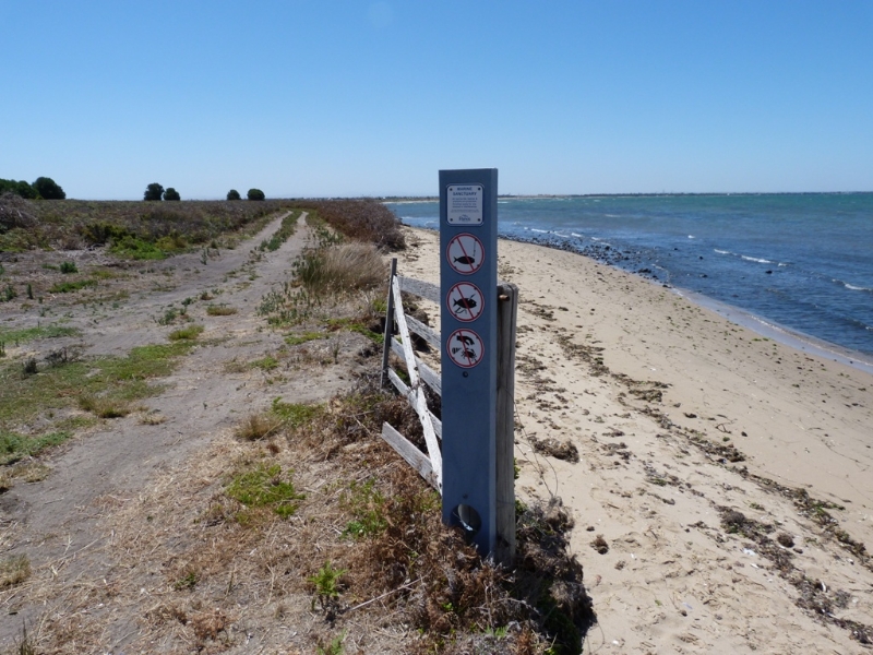 Point Cook Coastal Park Walk - Walking Maps