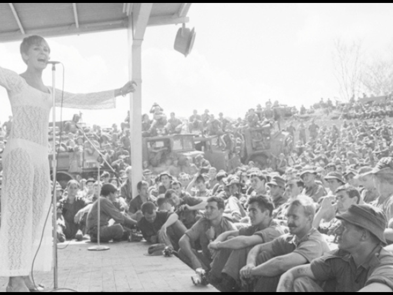 Neighbourhood Postcards - Welcome to Braybrook - Walking Maps