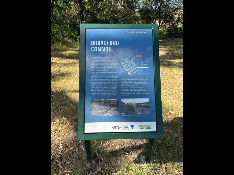 Broadford Town Loop (Broadford Common) - Walking Maps