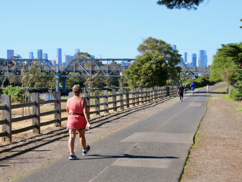 Newell's Paddock / Riverside Park loop walk - Walking Maps